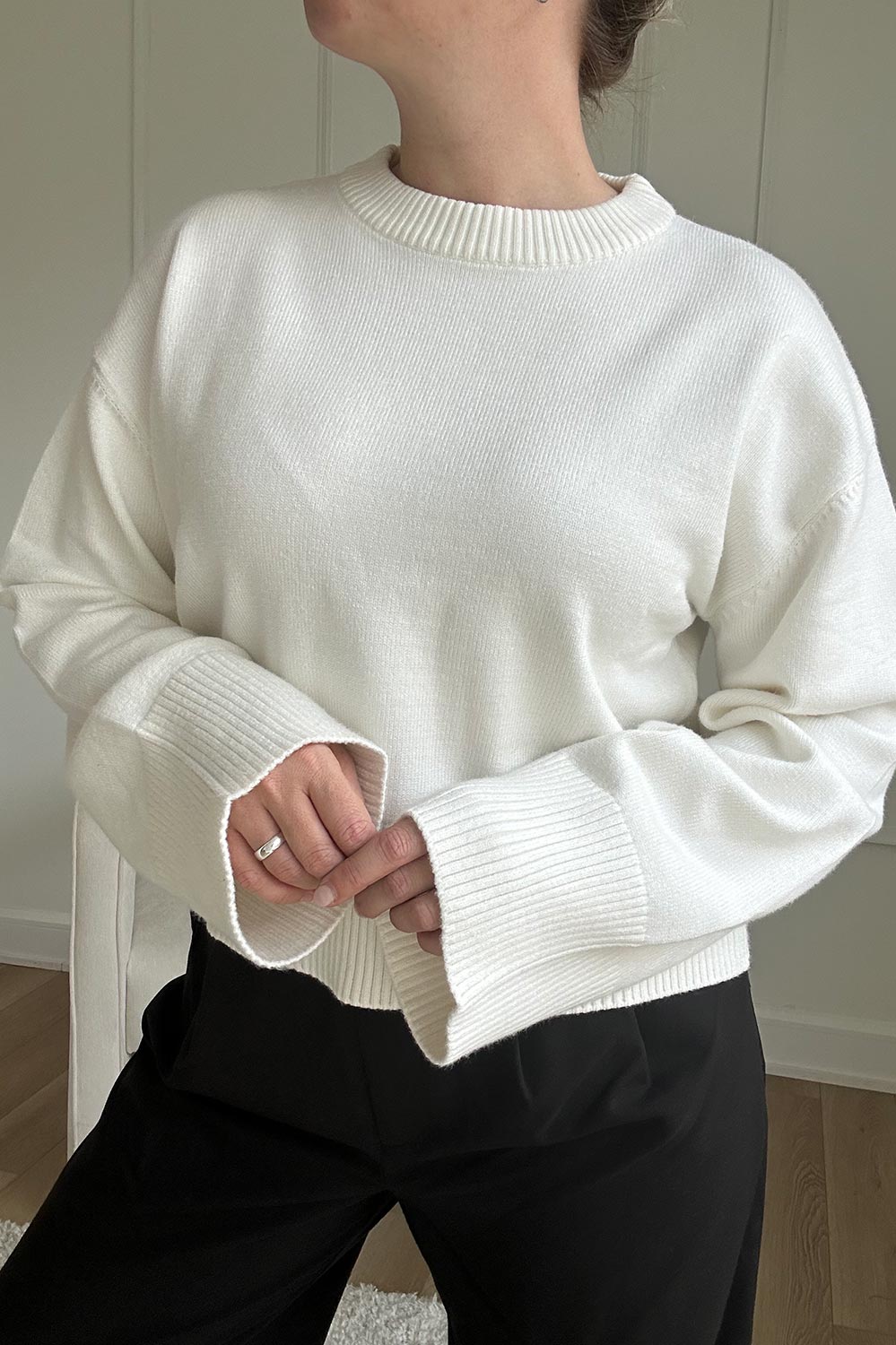 Dailystory Brooke White Boxy Knit Sweater w/ Mock Neck