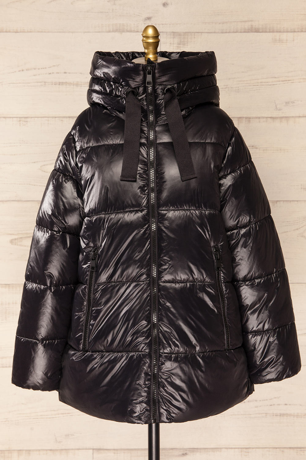 Baidoa Black Quilted Coat w/ Broad Details | La petite garçonne