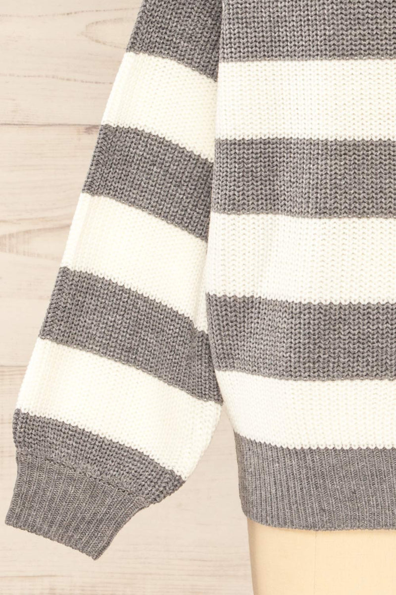 Zario Grey Stripped Oversized Knit Sweater | La petite garçonne
