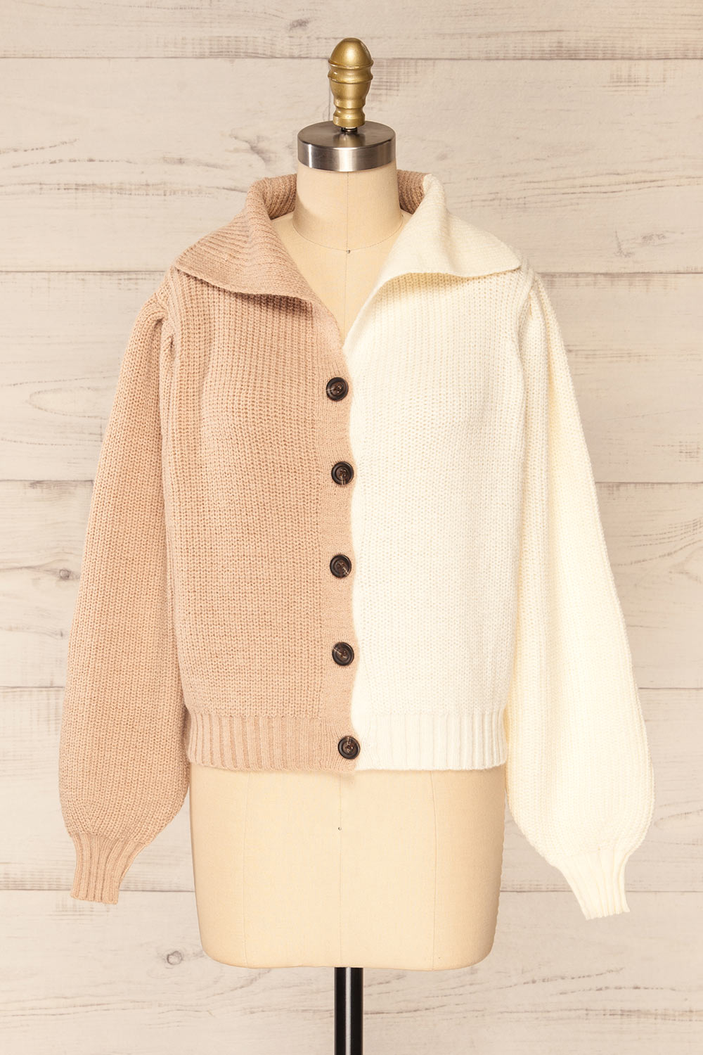 Gandie Two-Tone Wing Collar Cardigan | La petite garçonne