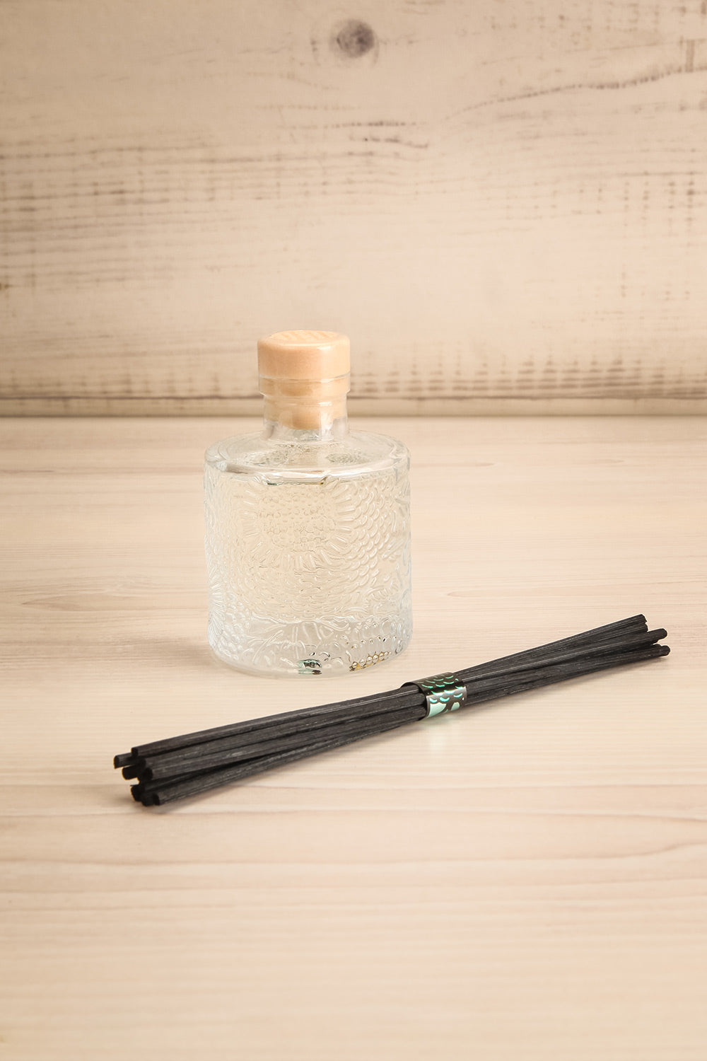 French Cade Lavender Reed Diffuser by Voluspa | Maison garçonne