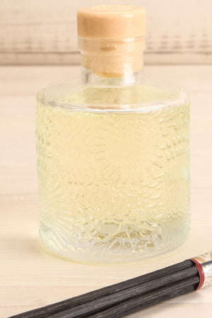 Gilt Pomander Hinoki Reed Diffuser | Voluspa | La petite garçonne