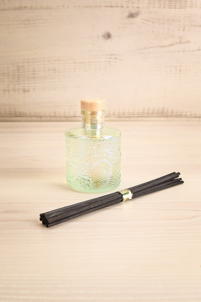 White Cypress Reed Diffuser by Voluspa | Maison garçonne