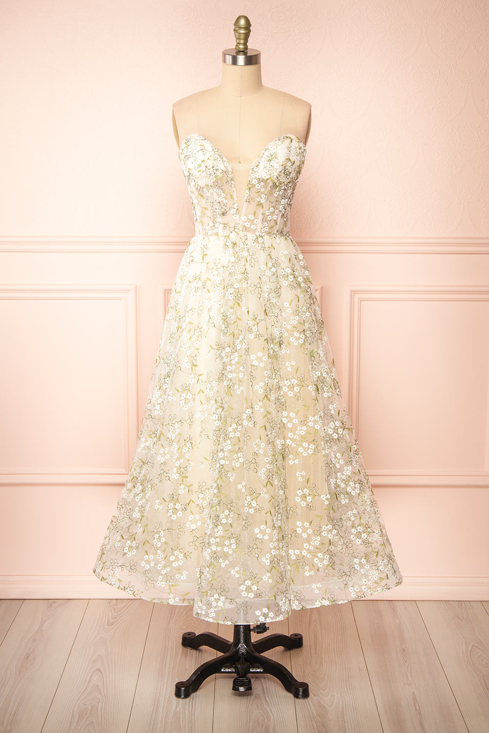 Melwyn Embroidered White Midi Dress | Boutique 1861